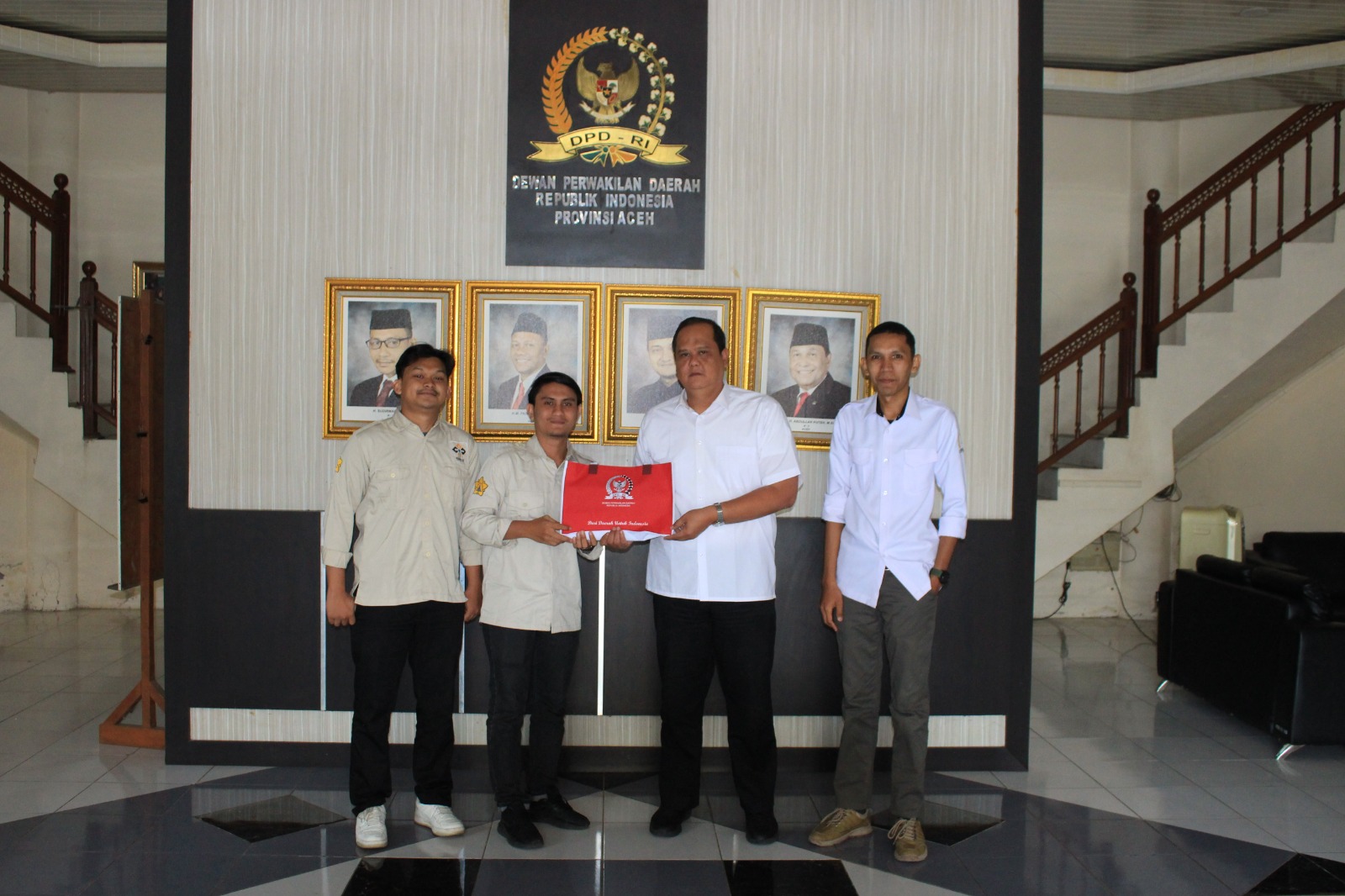 Kepala Kantor DPD RI Aceh Terima Kunjungan BEM MIPA USK